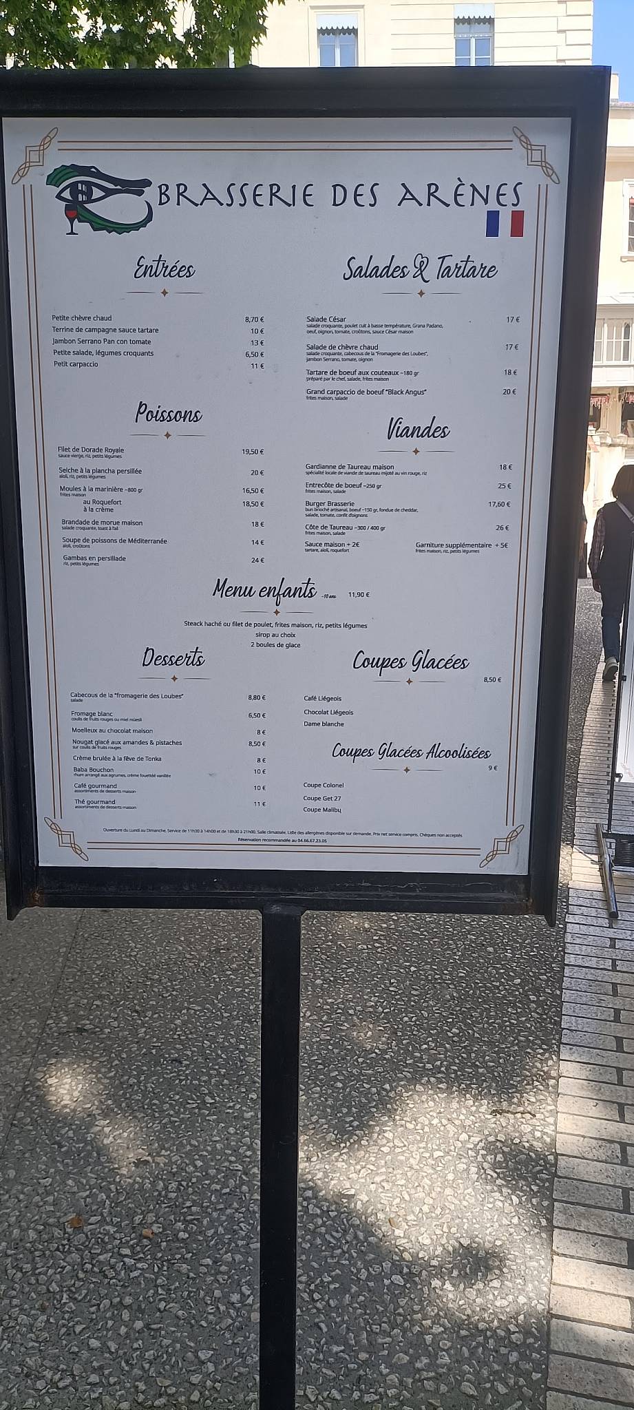 Menu au Brasserie Des Arènes Nîmes restaurant, Nimes, 4 Bd des Arènes