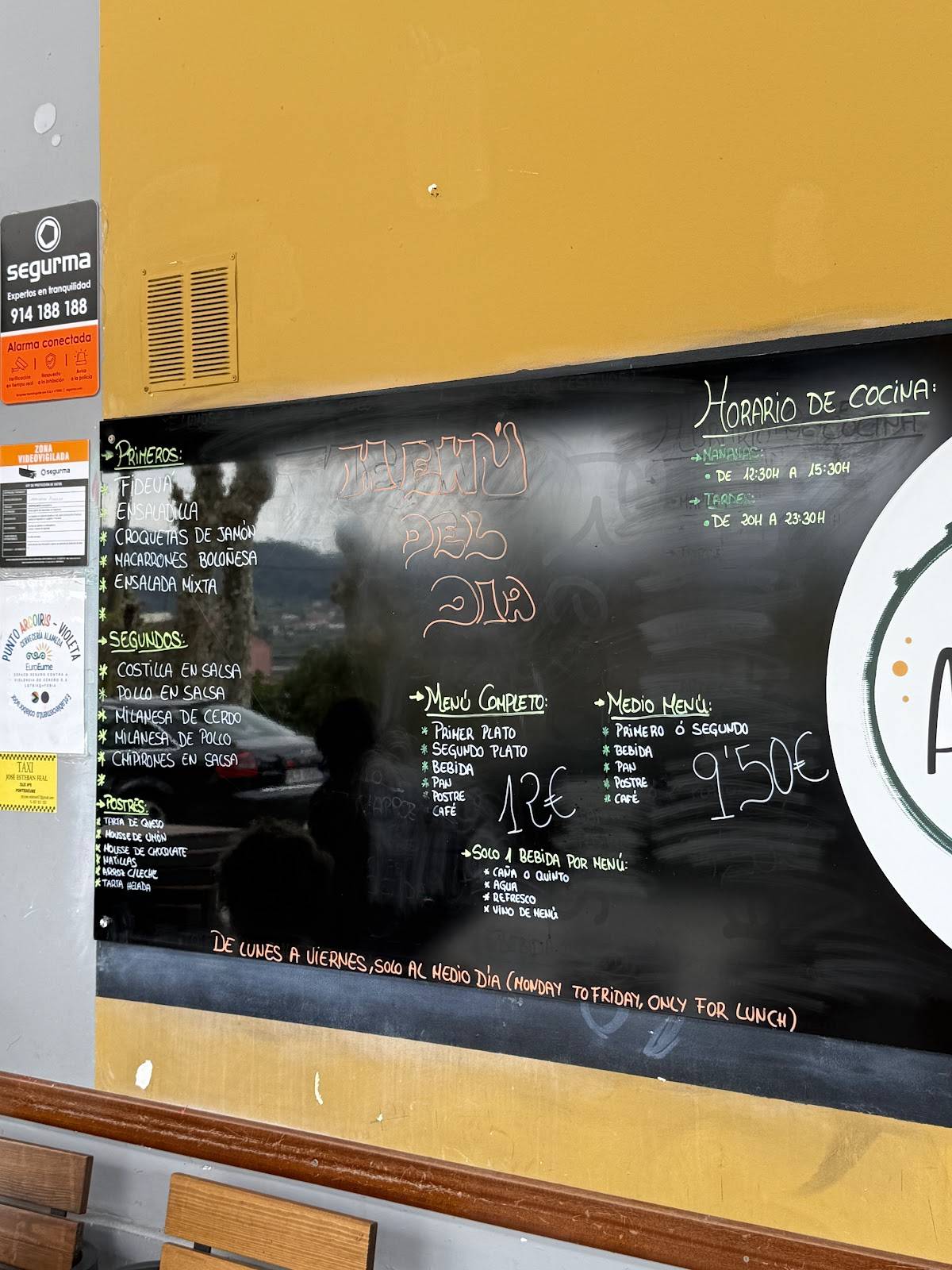 Menu at Cervecería Alameda restaurant, Pontedeume, P.º de Raxoi