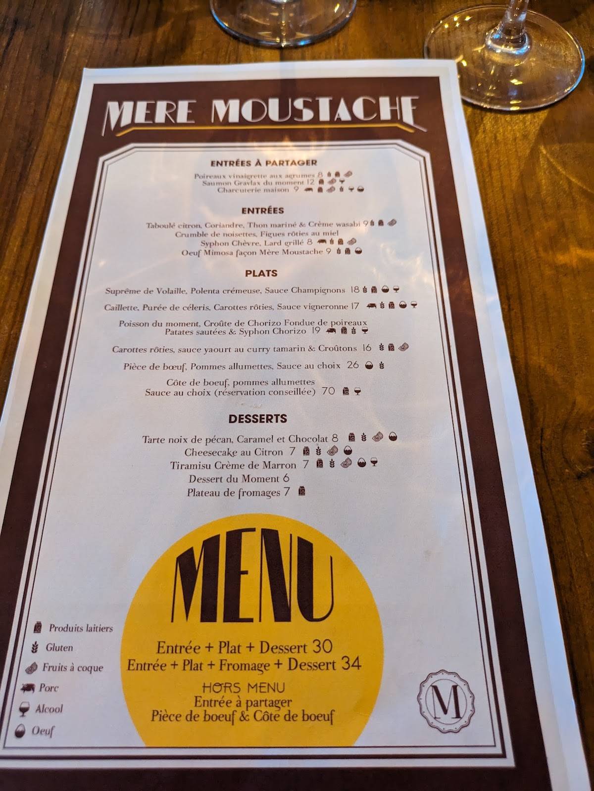 Menu au La Mère Moustache restaurant, Clermont-Ferrand