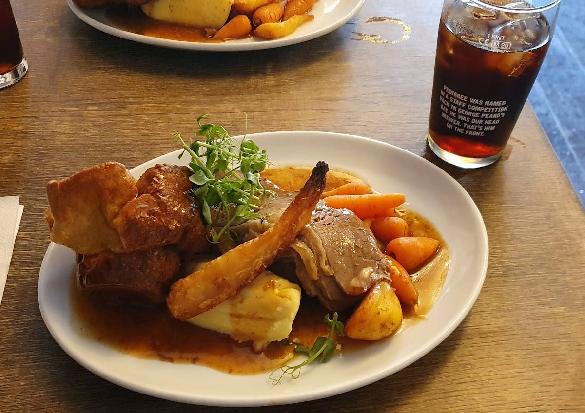 Menu at Crown & Crossed Swords Hotel pub & bar, Consett, Front St