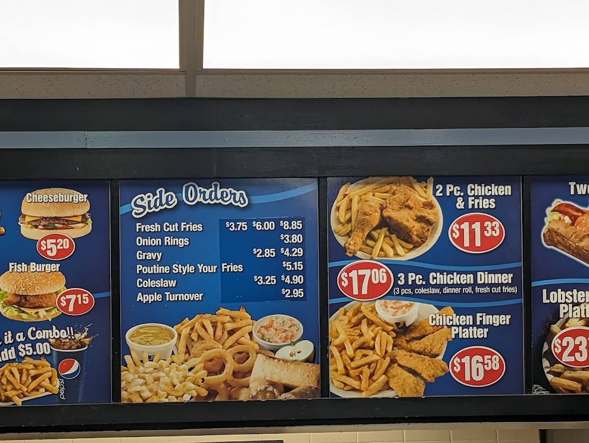 Menu au Deluxe French Fries restaurant, Dieppe, 450 Paul St