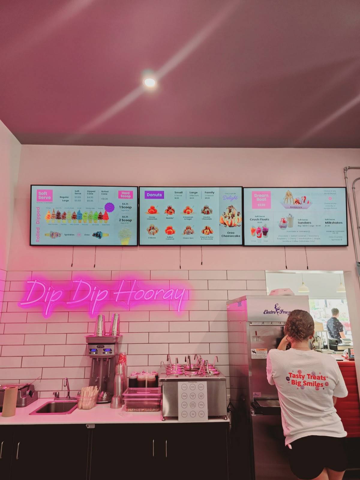 Menu at Happy Donuts Dessert Bar, Sauble Beach