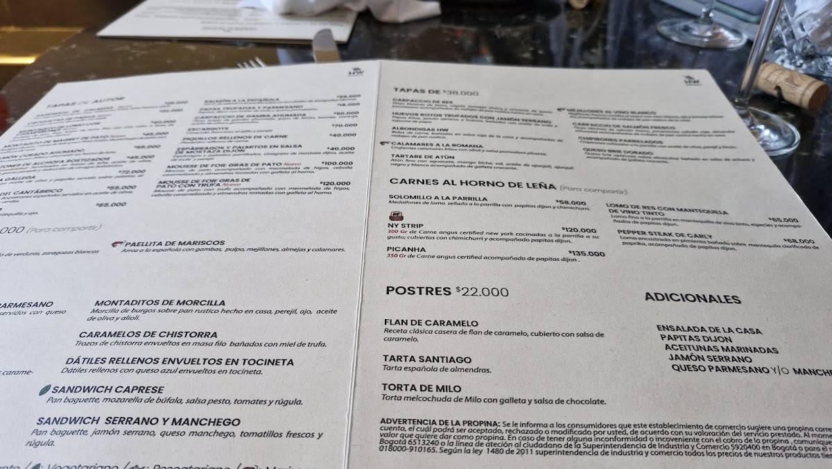Menu at Happy Wine restaurant, Barranquilla