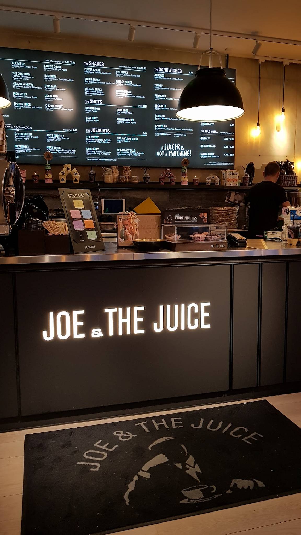 Menu at JOE & THE JUICE cafe, London, 299 Fulham Rd.