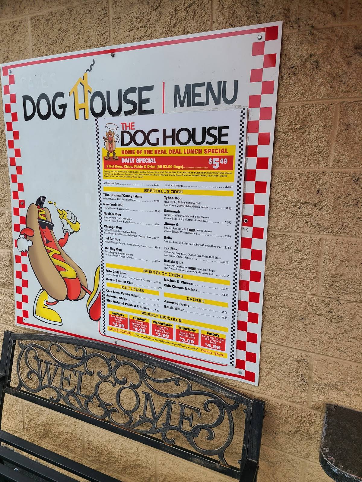 Menu at Dave's Dog House restaurant, Knoxville, Middlebrook Pike