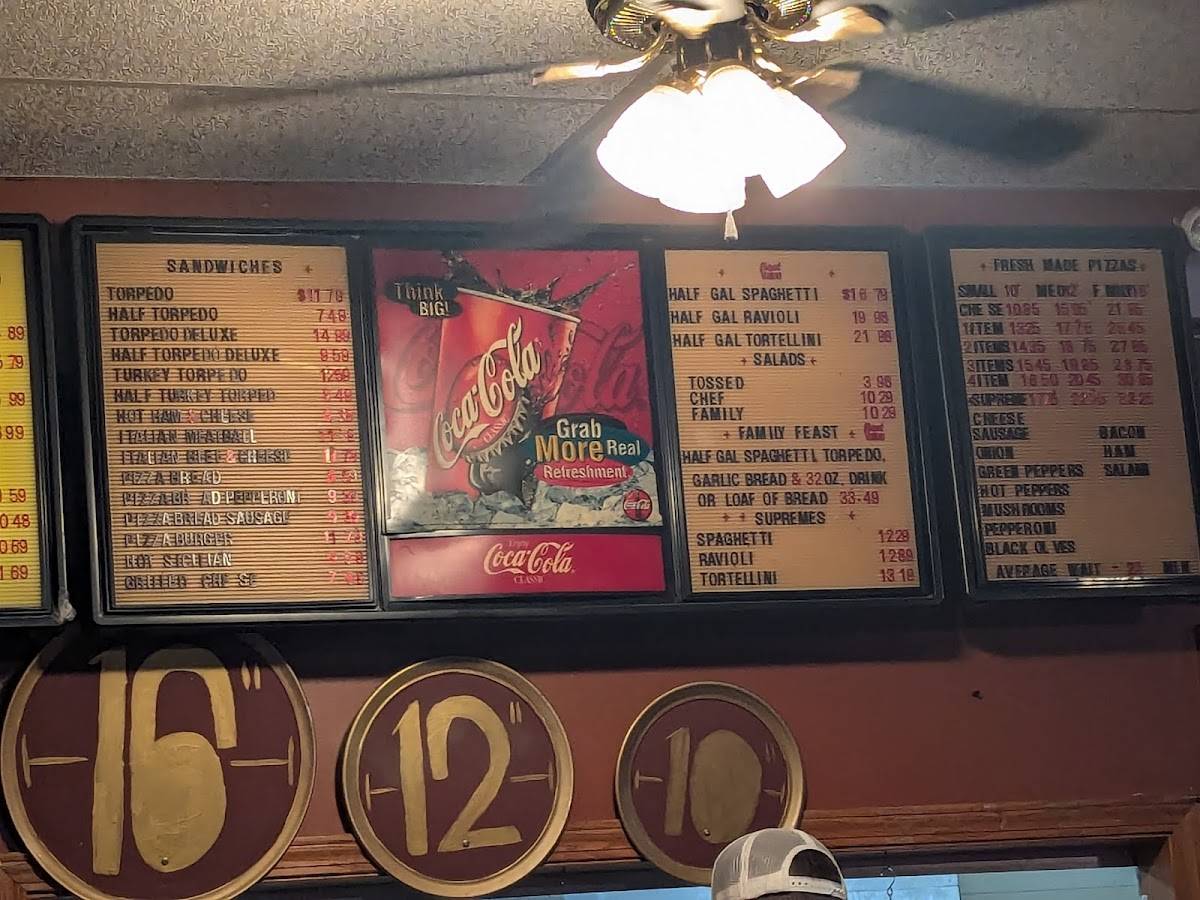 Menu at La Gondola Spaghetti House pizzeria, Bartonville, S Adams St