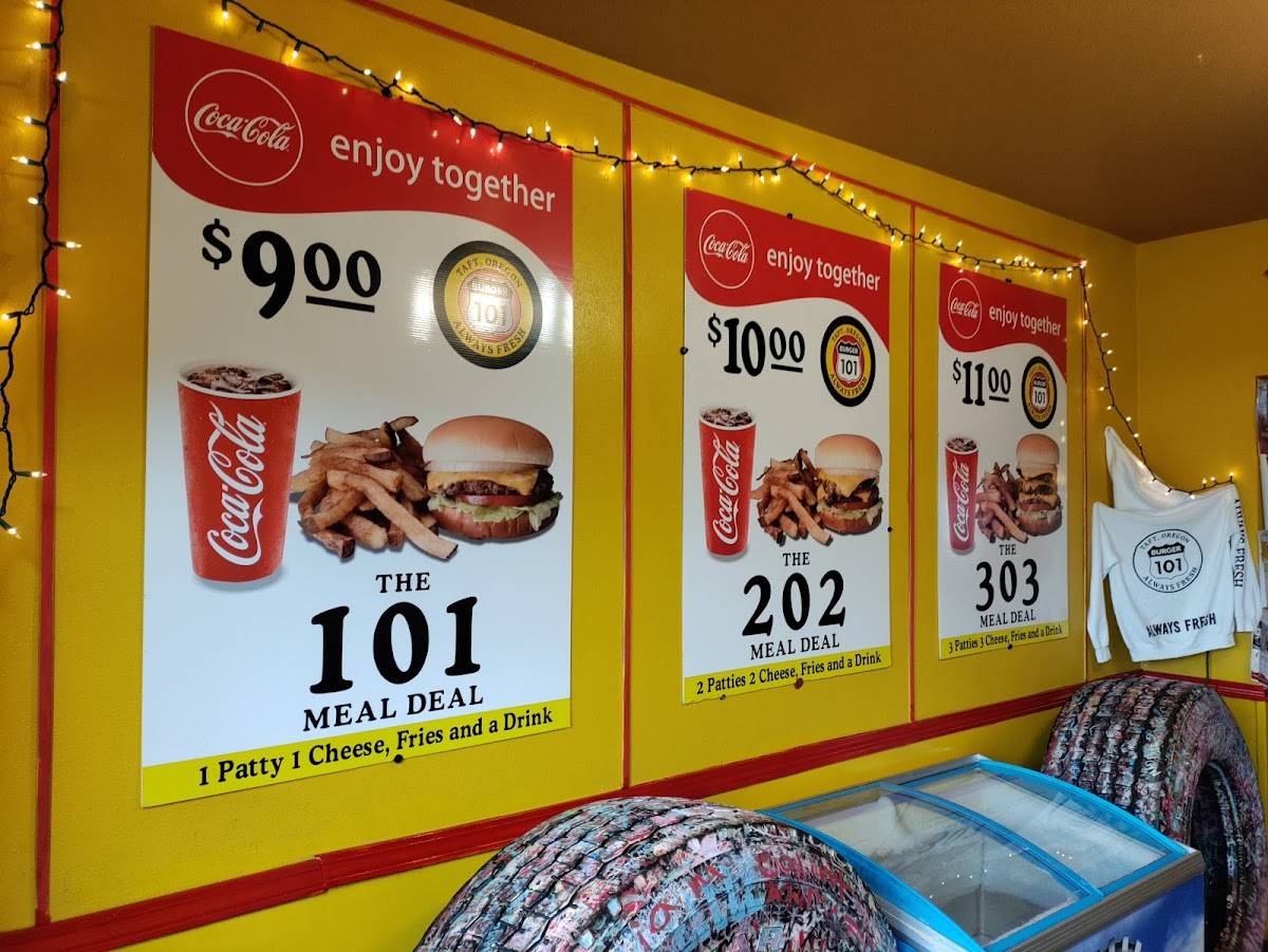 Menu at HWY 101 Burger restaurant, Lincoln City, US-101