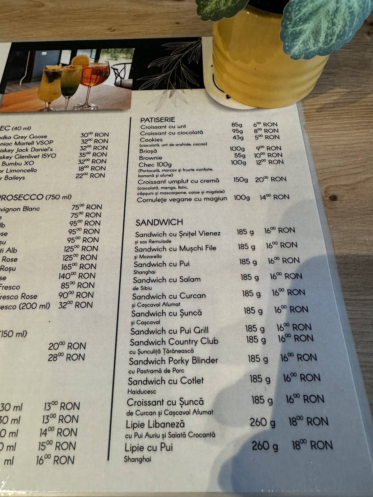 Menu au Manila Coffee, Bucarest