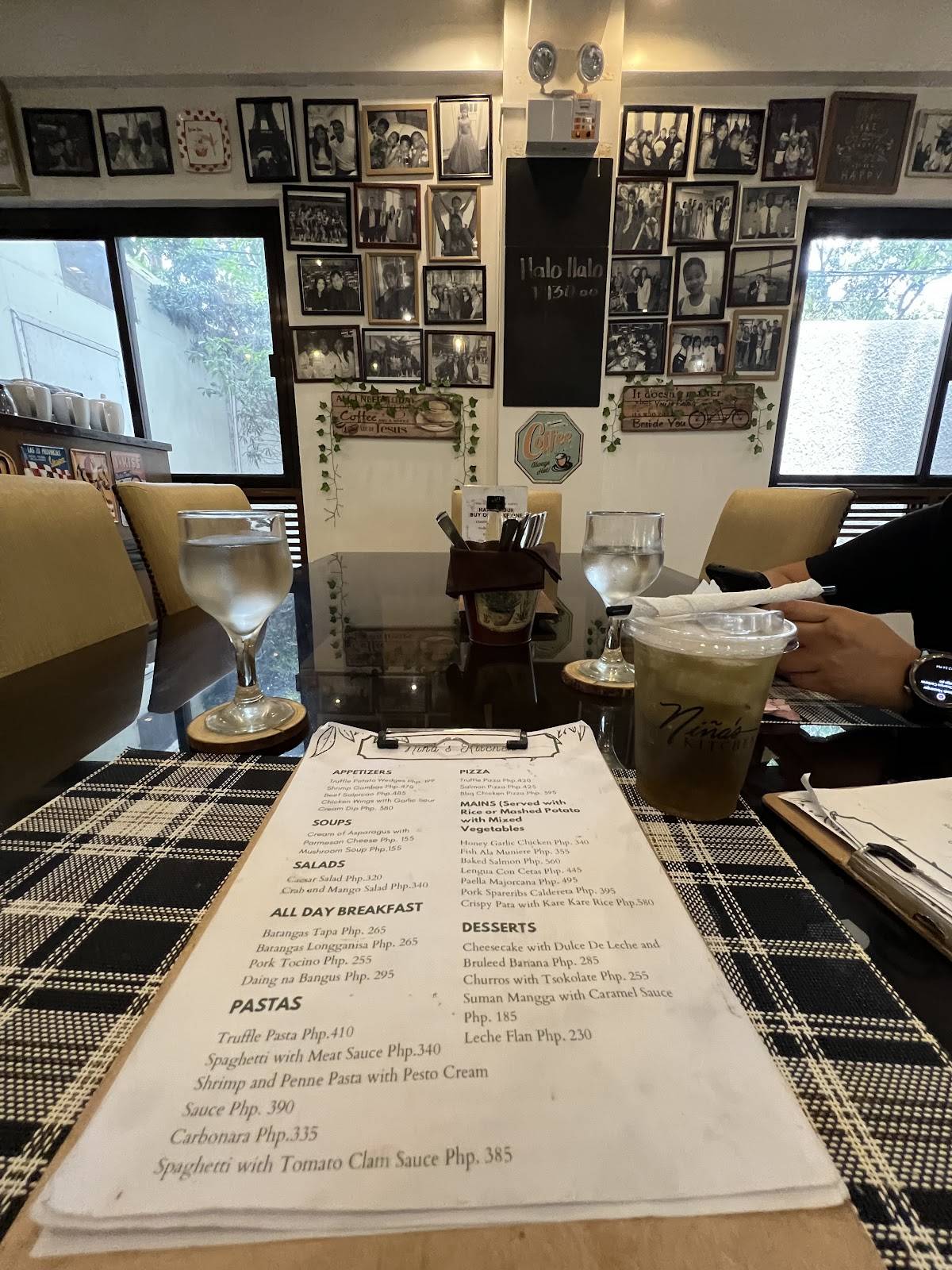 Menu at Niñas Kitchen restaurant, Biñan, Luzon 4024