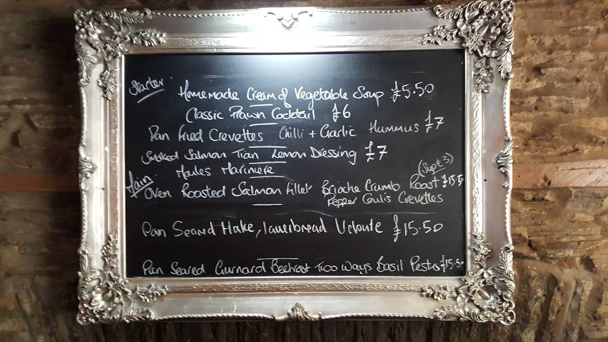 Menu at The Butcher's Arms pub & bar, Ystalyfera, Pontardawe Rd