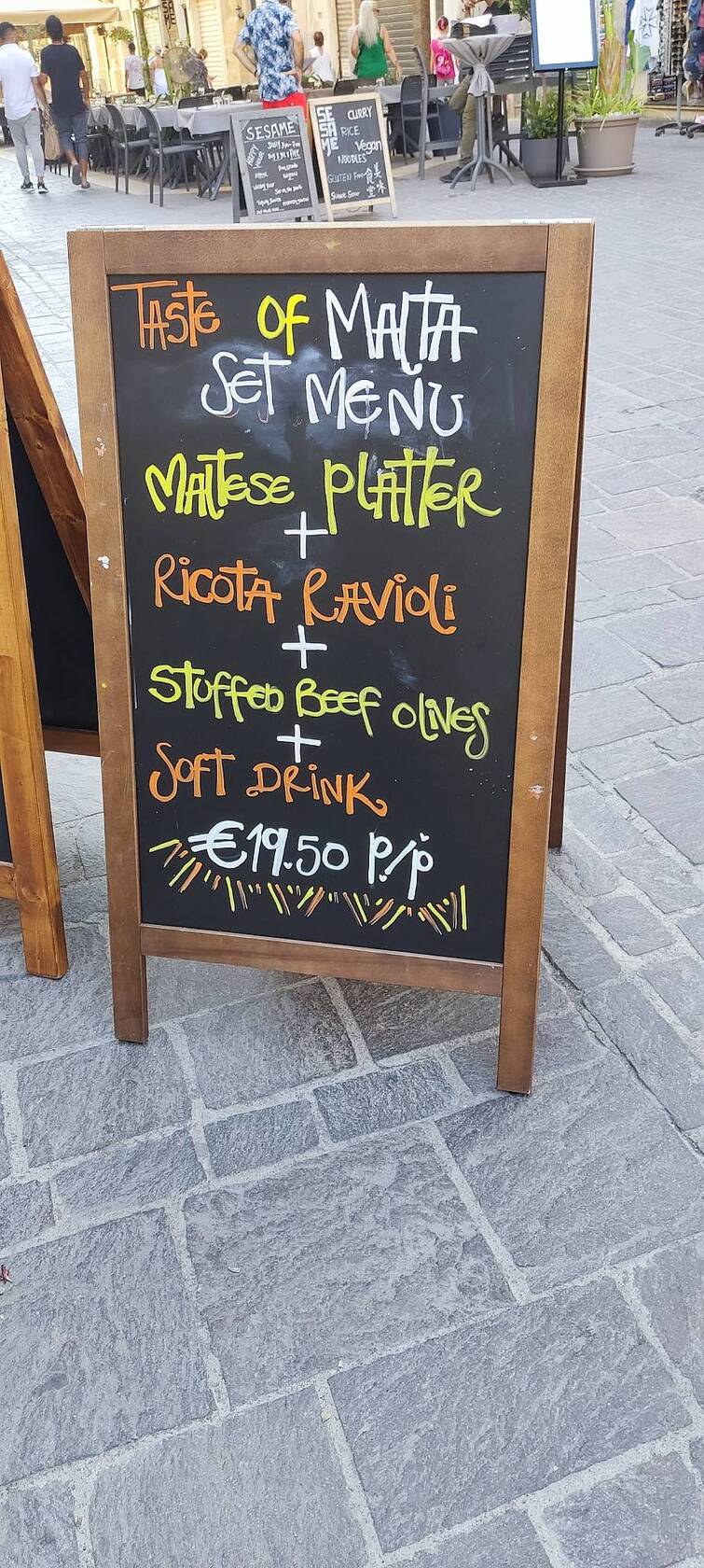 Speisekarte von Bus Stop Lounge restaurant, Valletta