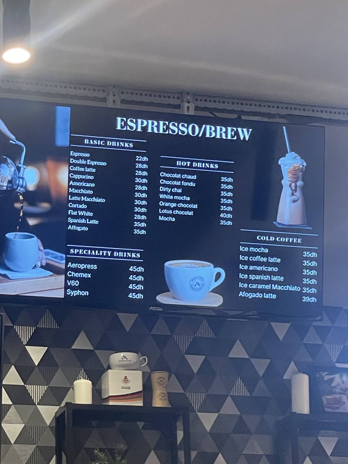Menu au Espresso Mondo restaurant, Tanger