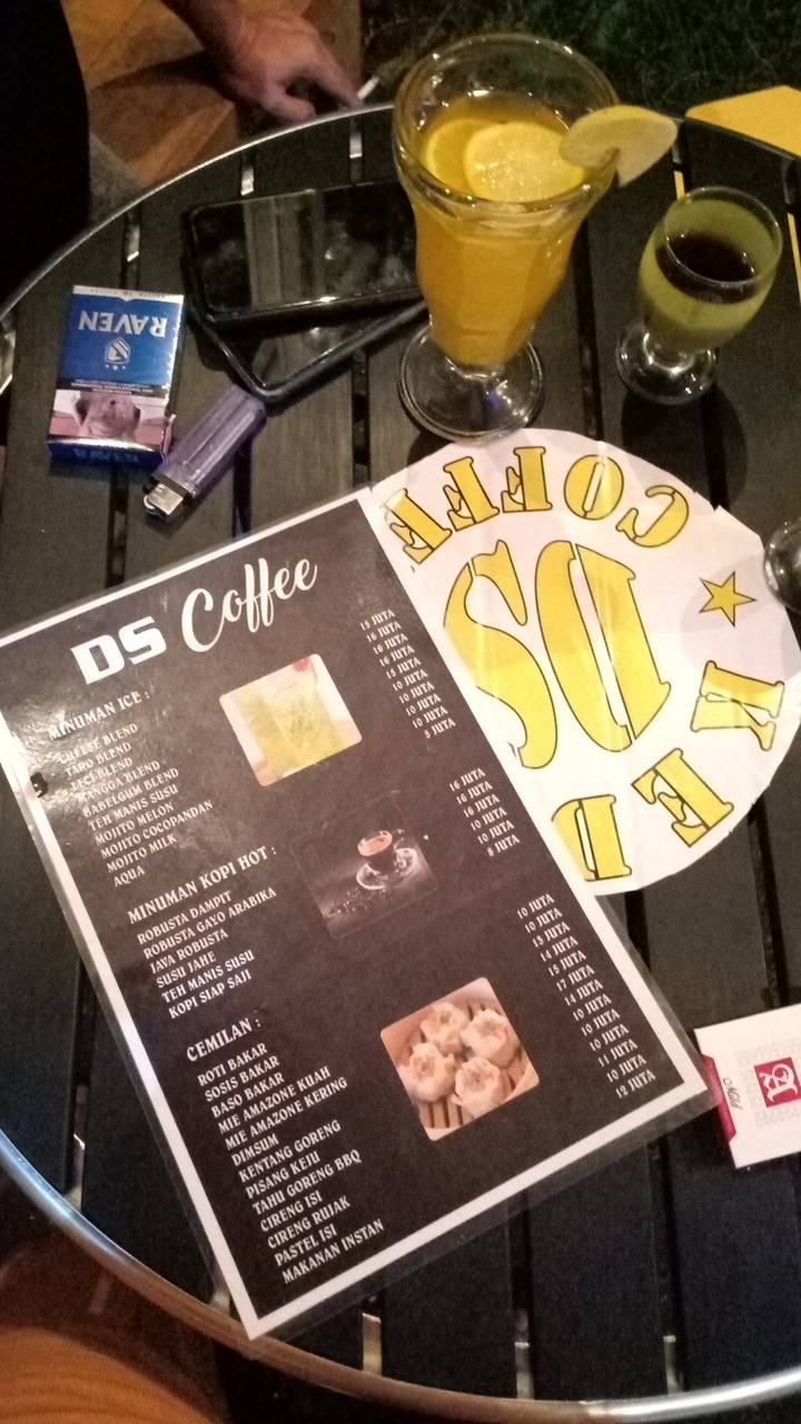Menu at Seafood Kerang Tumpah Bang Djaloe restaurant, Indonesia
