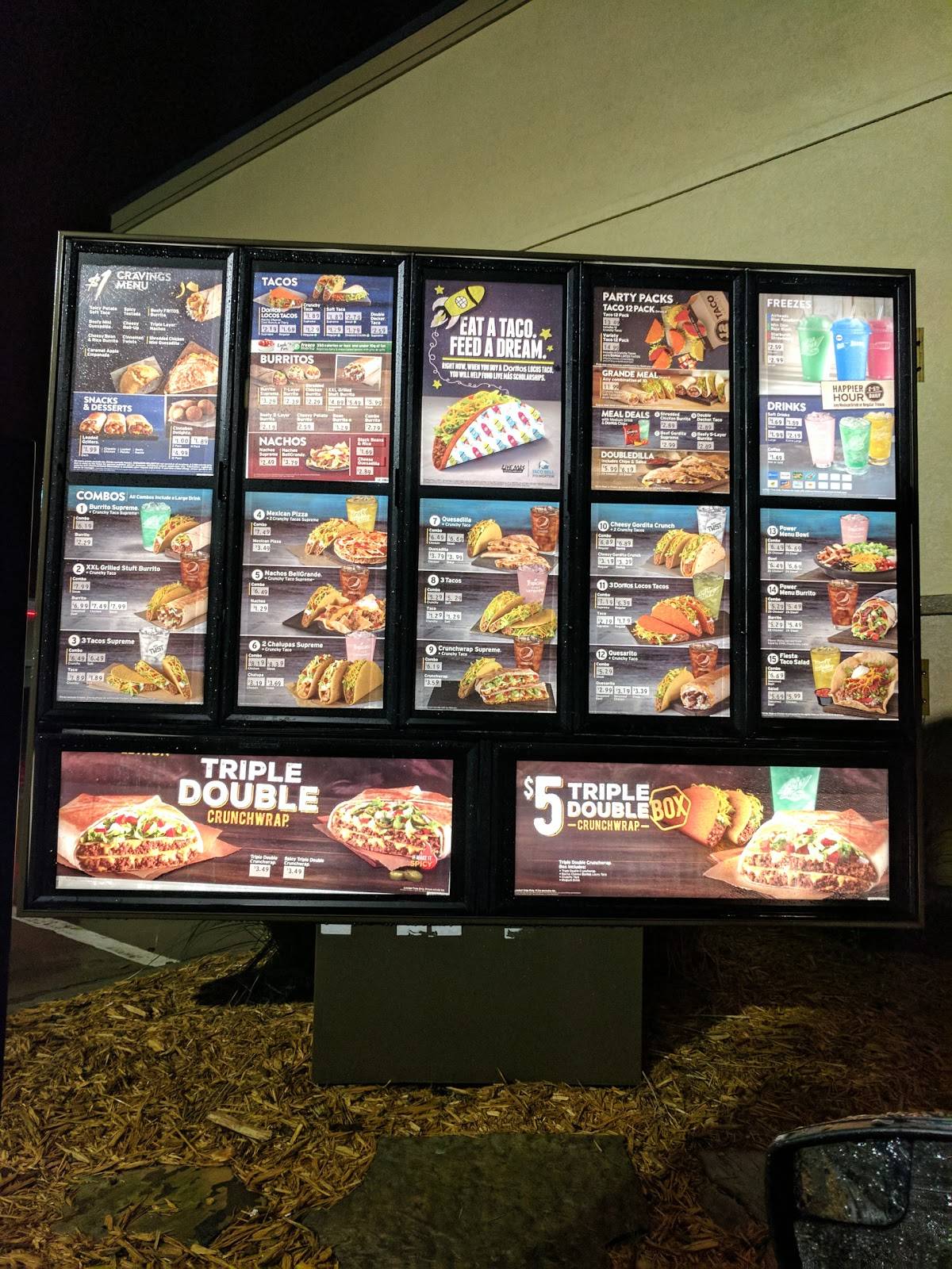 Menu at Taco Bell fast food, Little Rock, W Markham St