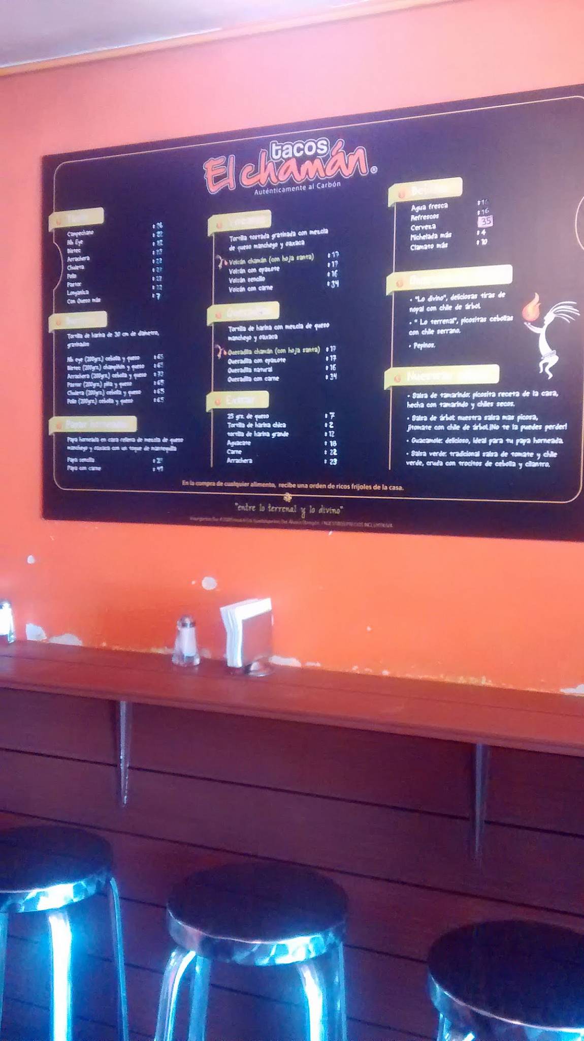 Carta del restaurante Tacos al carbón El Chamán, Ciudad del México