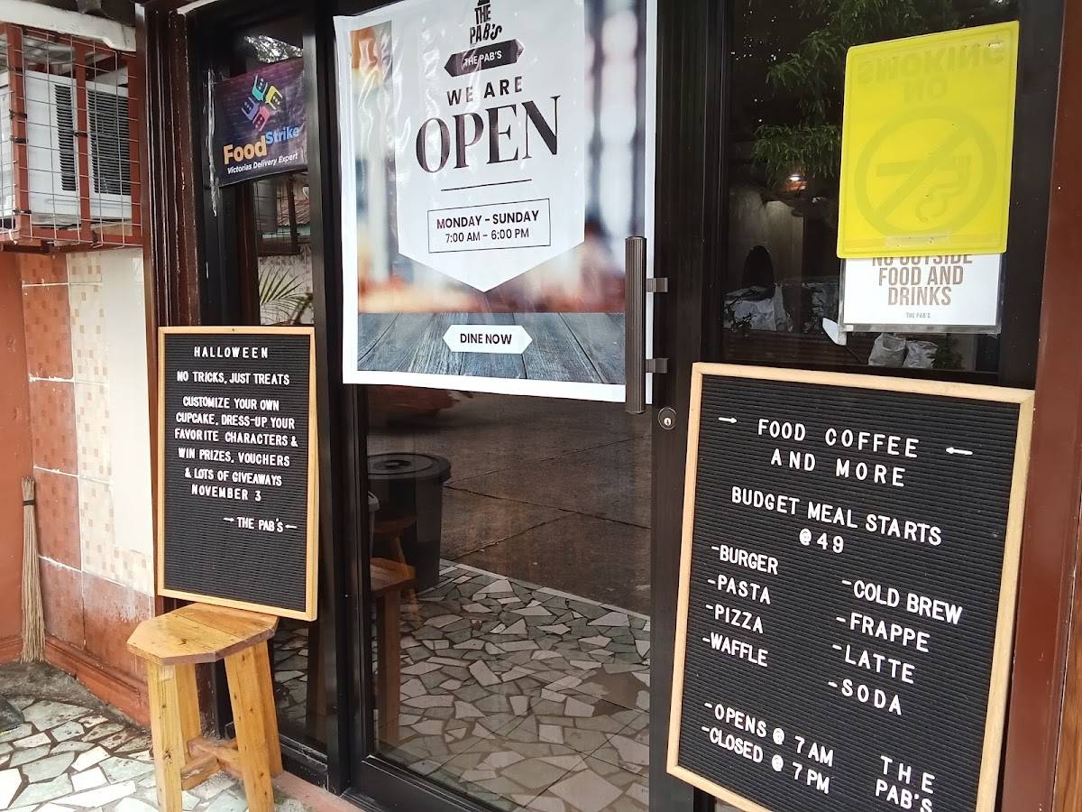 Menu at The Pab’s cafe, Victorias City