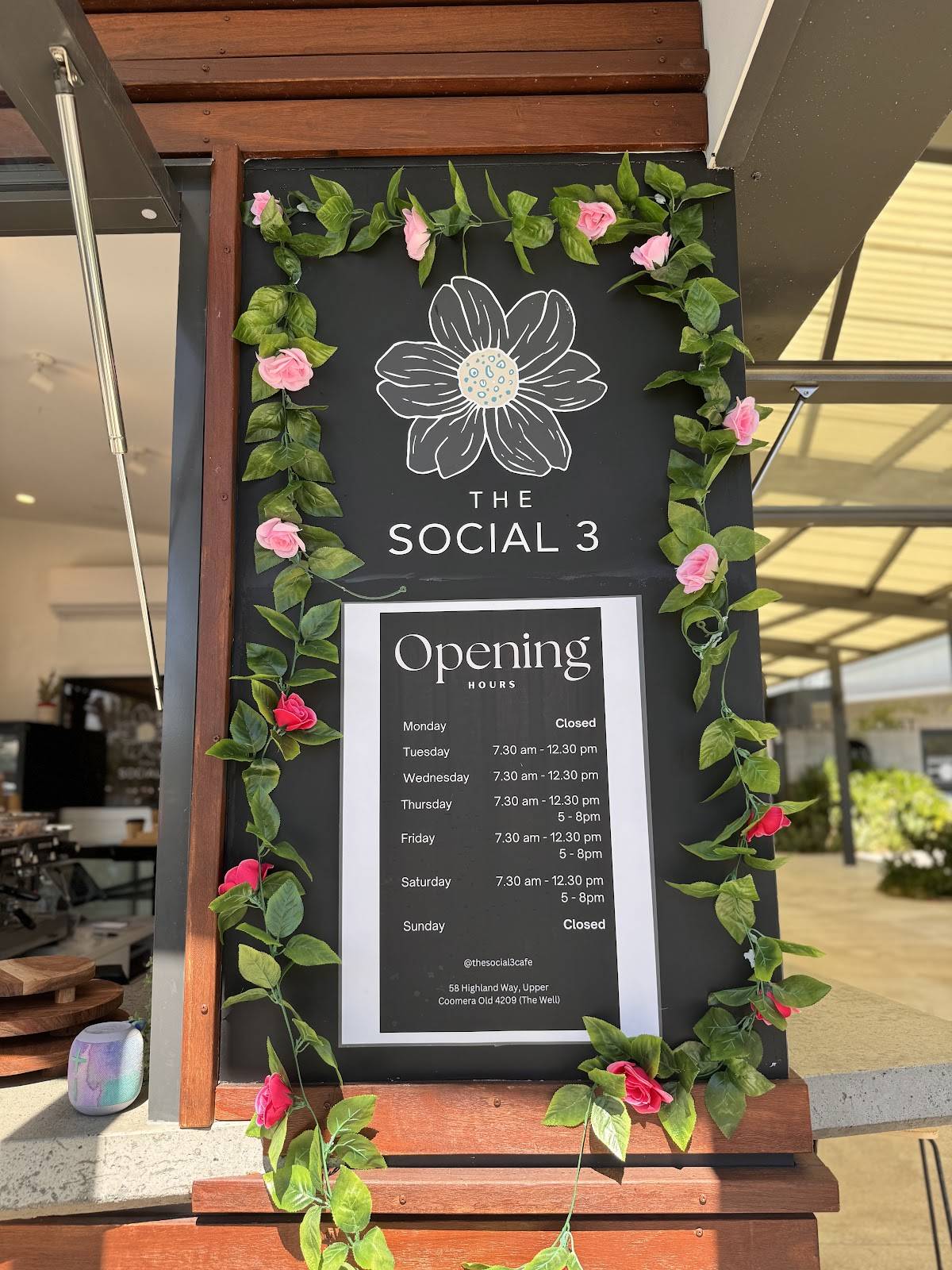 Menu at The Social 3 cafe, Upper Coomera