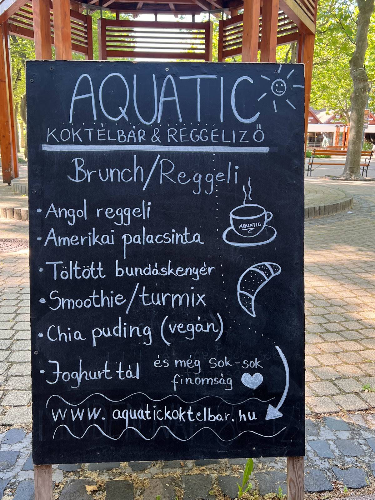 Menu at Aquatic Koktél Bár & Reggeliző pub & bar, Balatonboglár