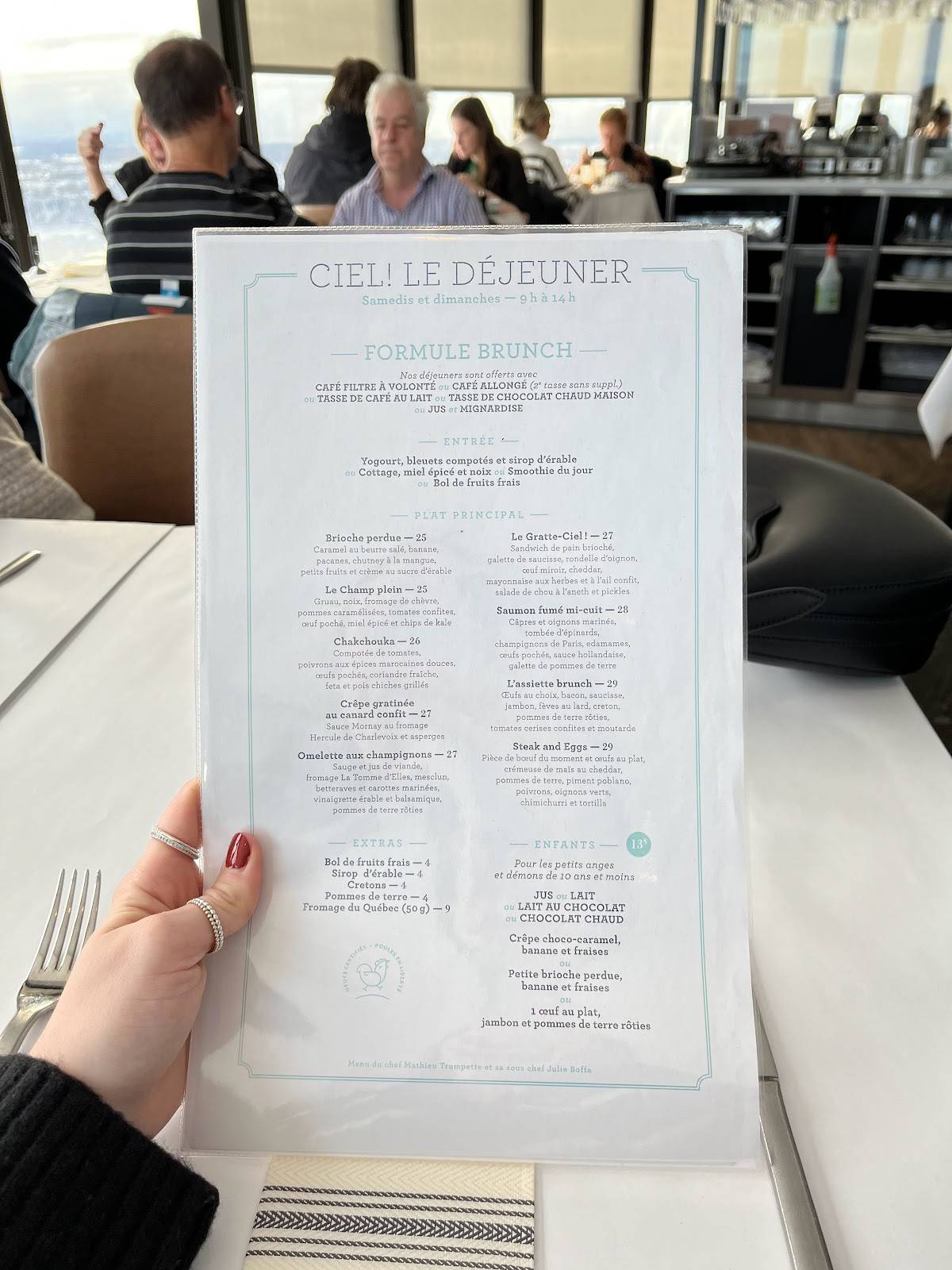Menu au Ciel! Bistro Bar Tournant, Québec