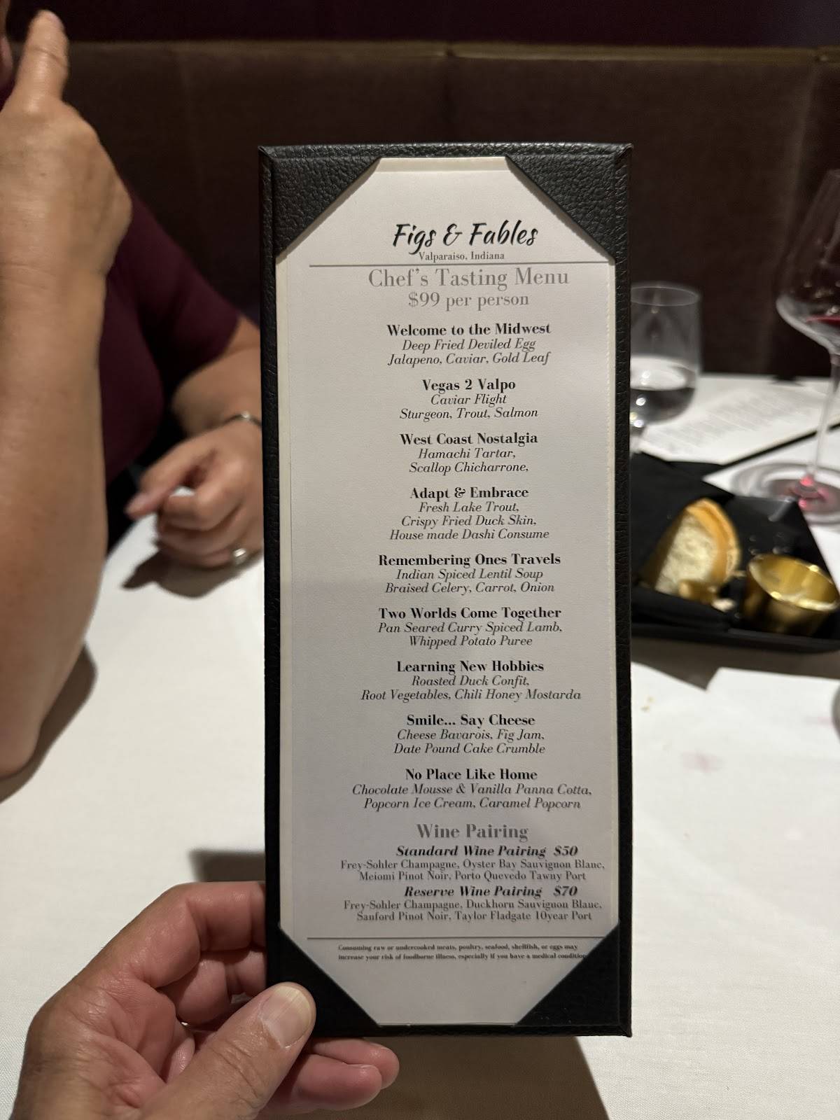 Menu at Figs and Fables pub & bar, Valparaiso