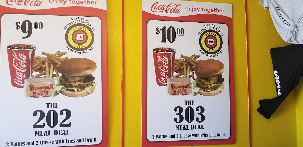 Menu at HWY 101 Burger restaurant, Lincoln City, US-101
