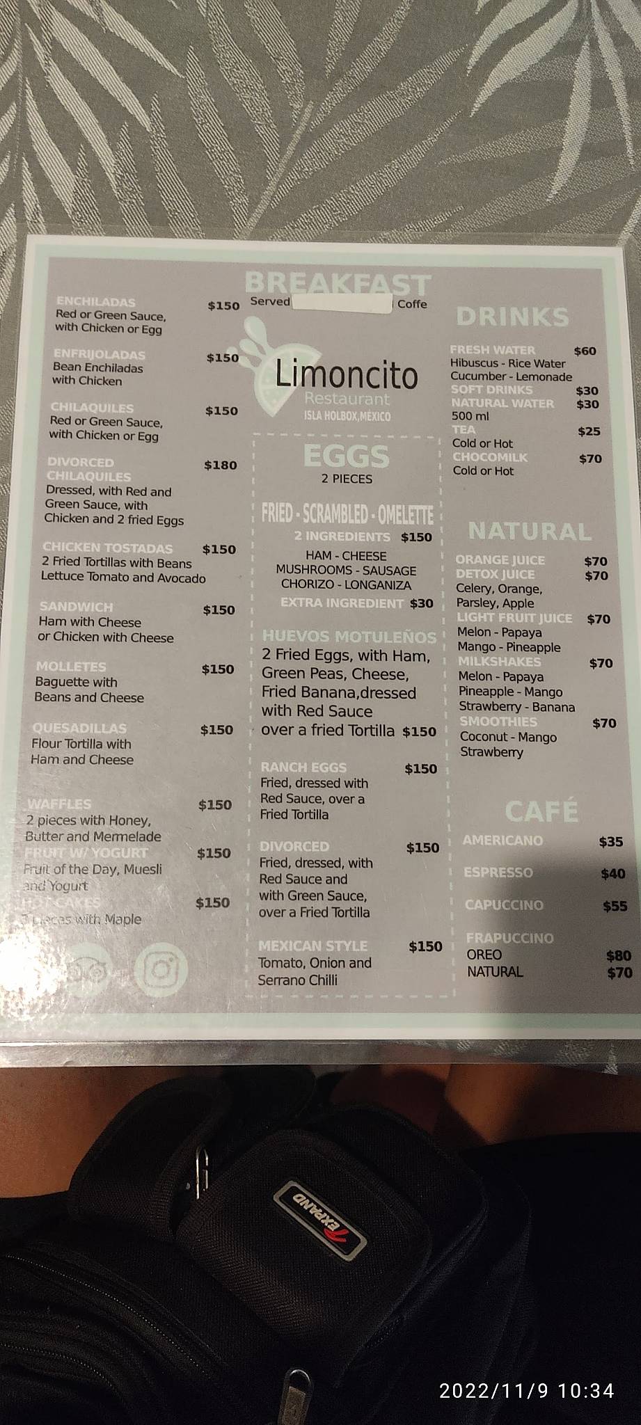 Menu at Limoncito Breakfast restaurant, Holbox