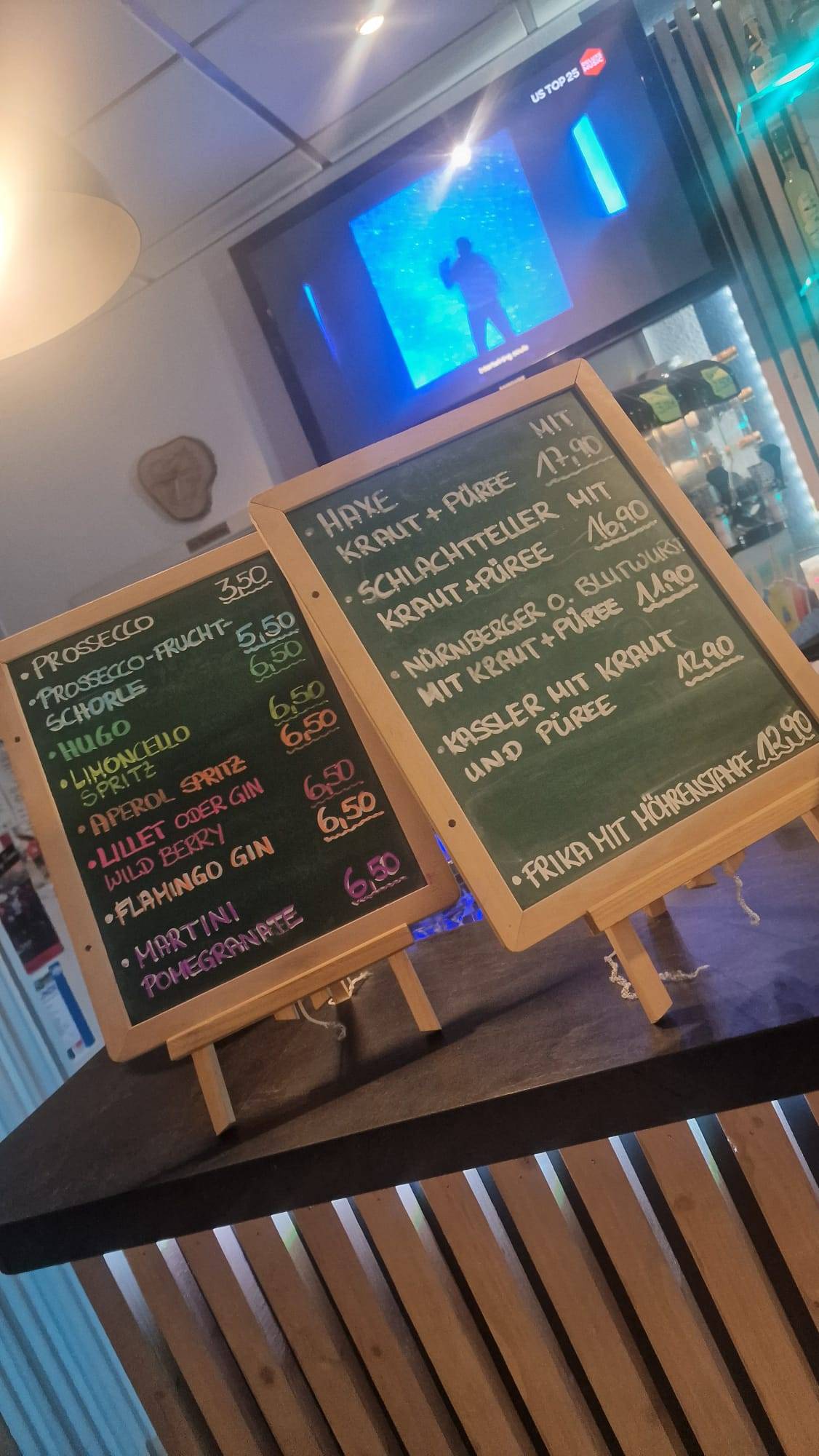 Speisekarte von James - Food & Drinks restaurant, Hilden