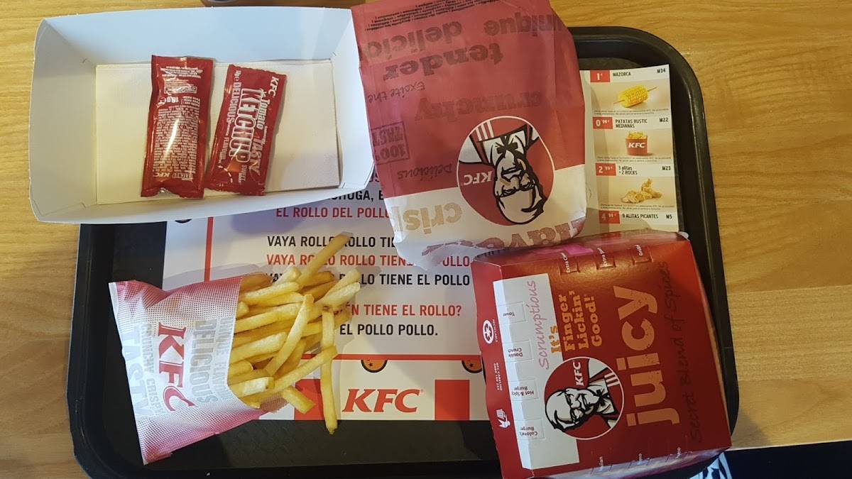 Menu at KFC restaurant, León