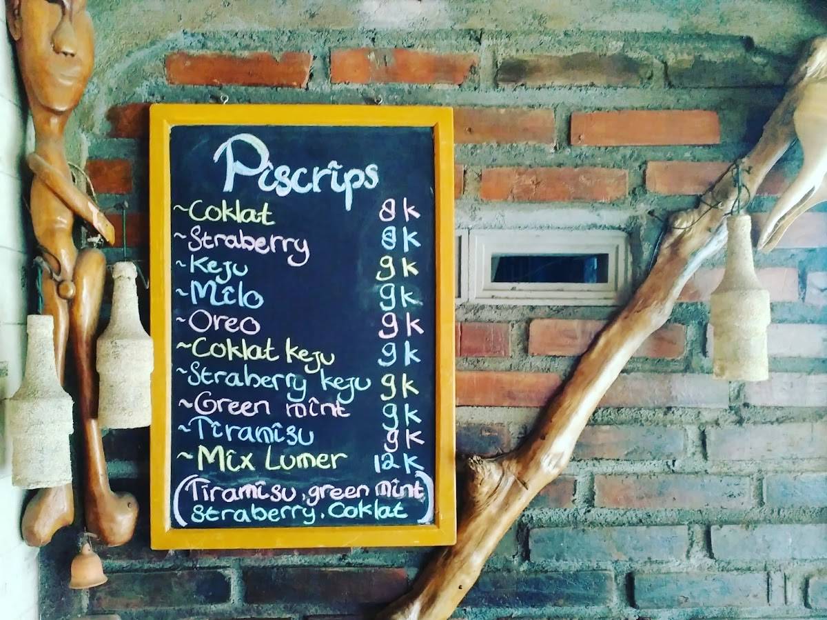 Menu at Kandang ogut's cafeteria, Semanu