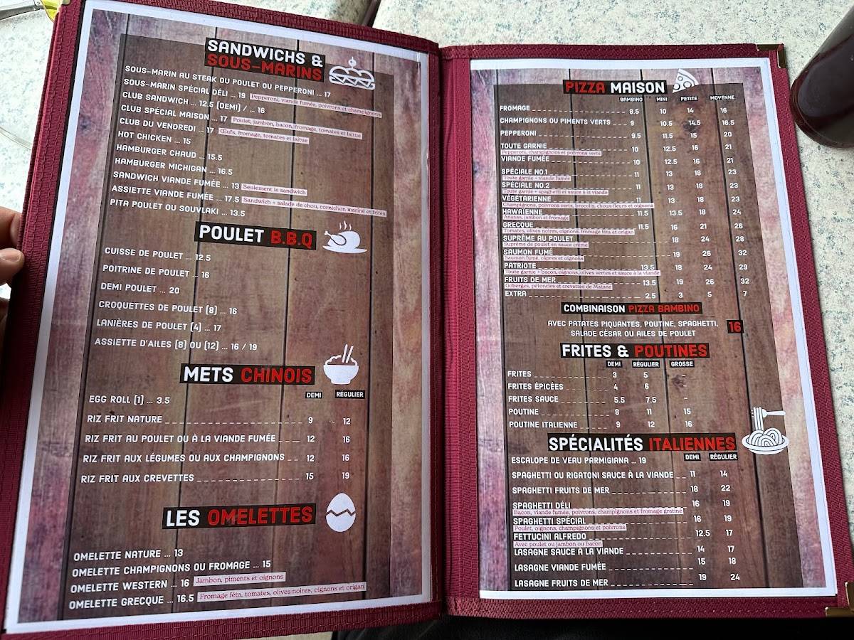 Menu au La Tuque Déli pizzeria, La Tuque