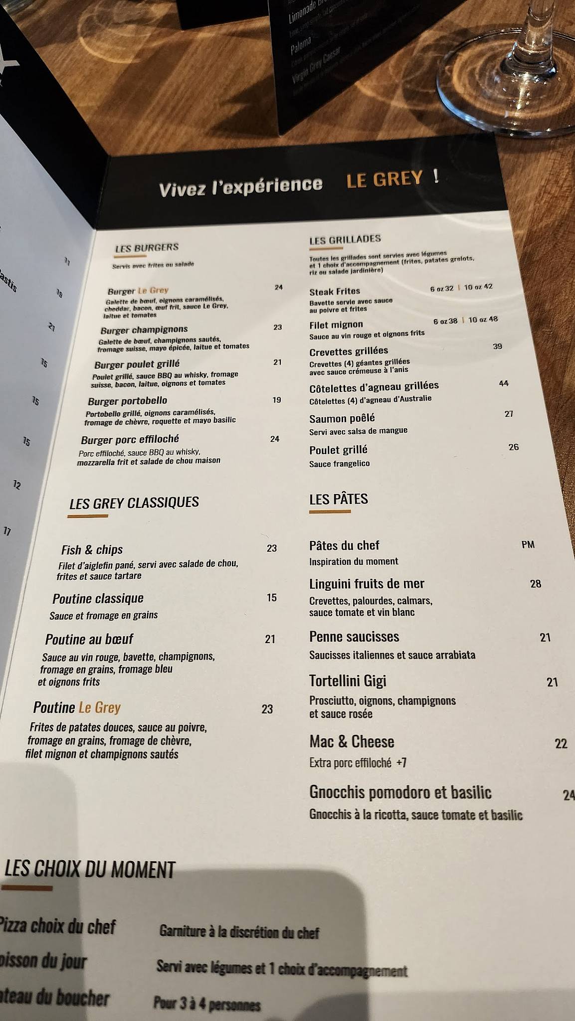 Menu au Le Grey Lounge & Grill restaurant, Laval