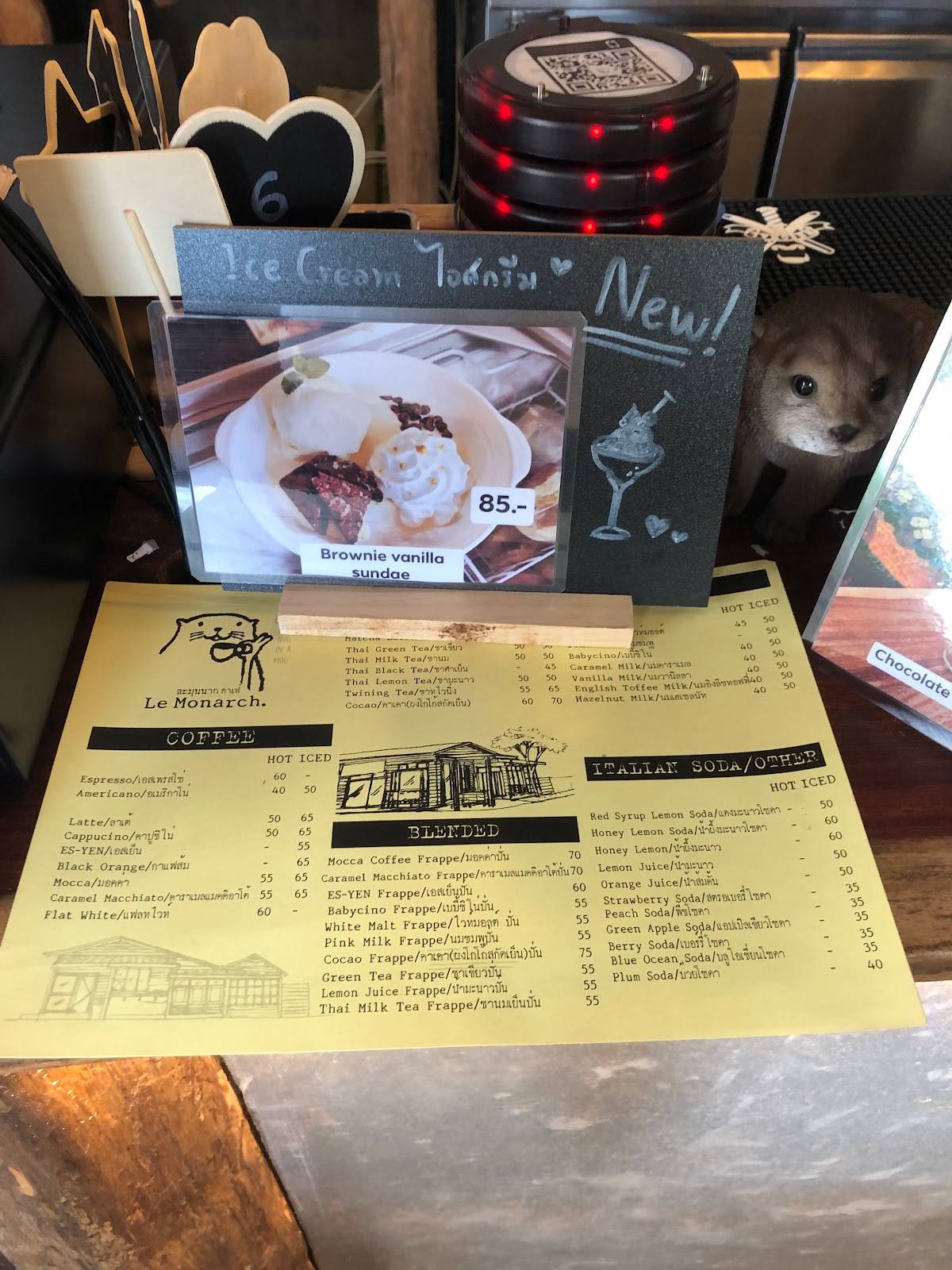 Menu at Le Monarch cafe' ละมุนนากคาเฟ่, Bang Mun Nak