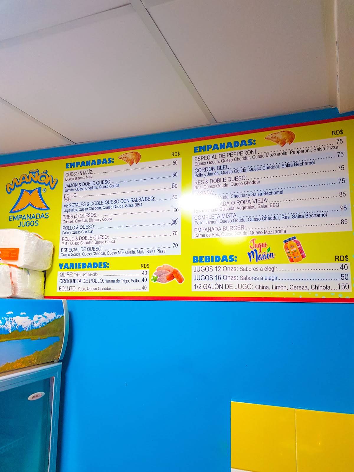 Menu at Empanadas Mañon, Santo Domingo, Entrando por Casa