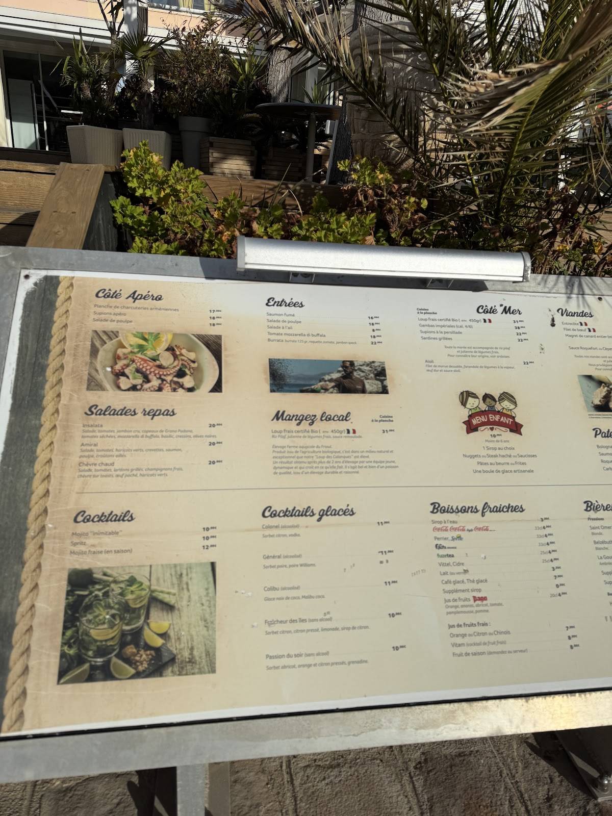 Menu at La Grillade restaurant, Marseille, 210 Quai d'Honneur - Le Frioul