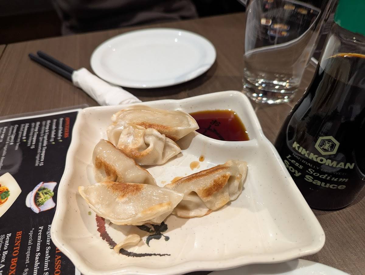 Menu at Ninki Sushi and Sake Lounge restaurant, Toronto