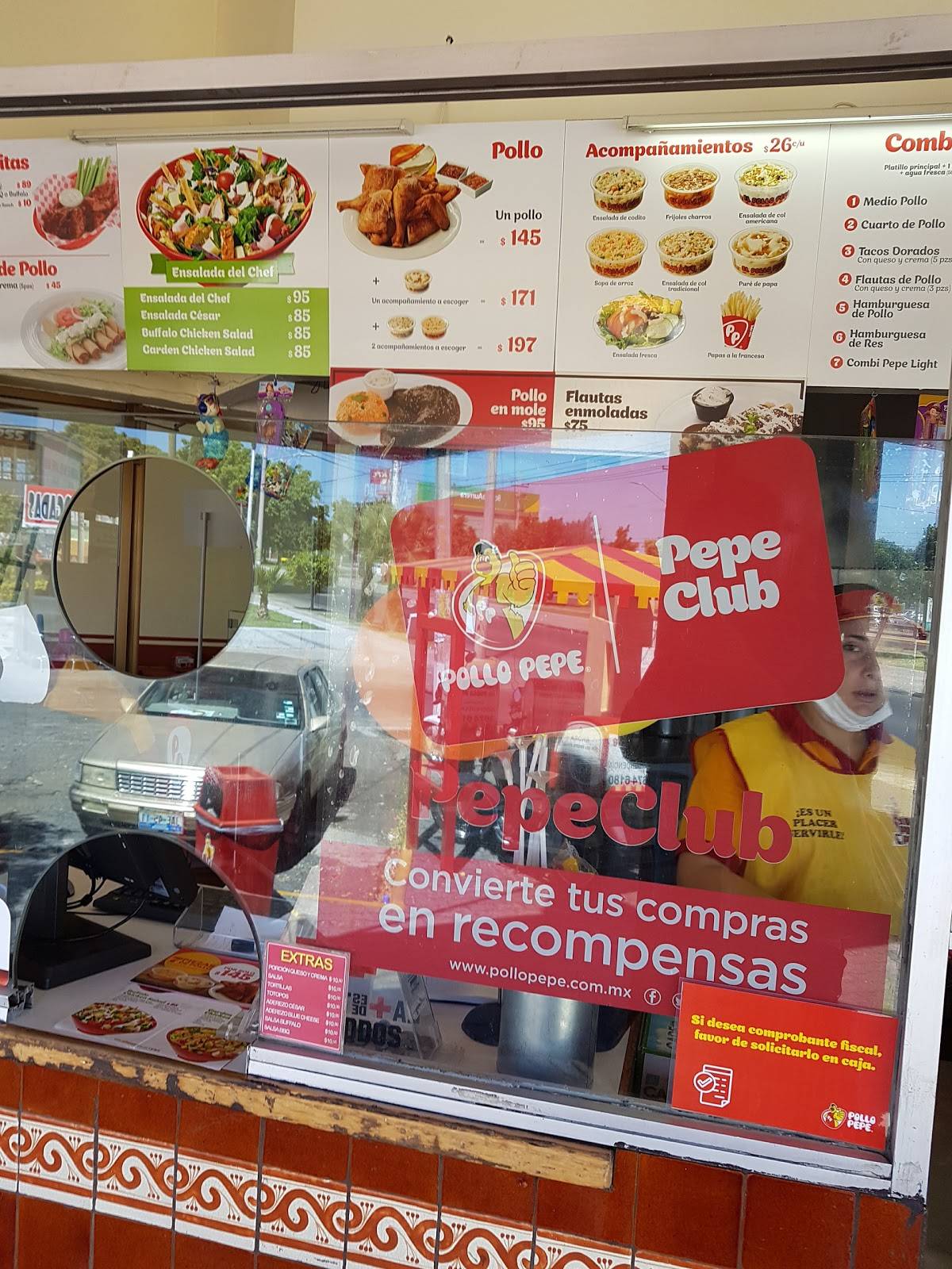 Menu at Pollo Pepe restaurant, Guadalajara, Sierra de Mapimí Sur 40-4