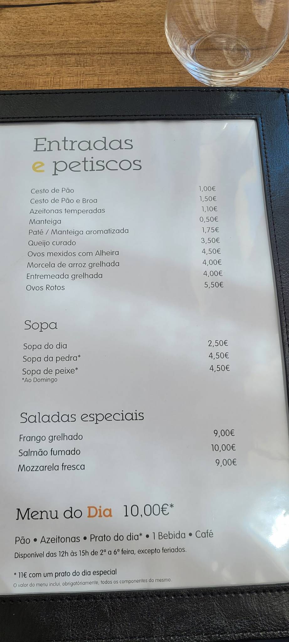 Menu em Rei dos Frangos restaurante, Fátima