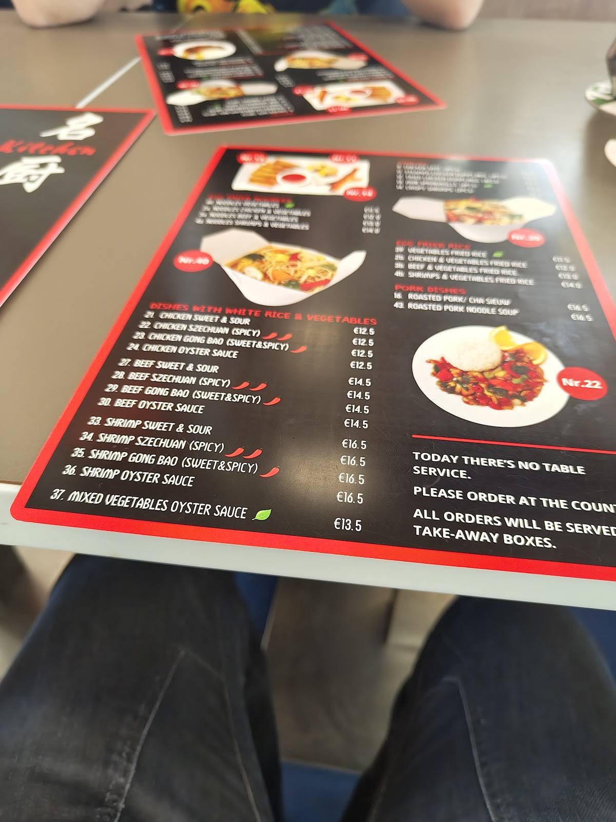 Carta del restaurante Asian Kitchen, Amsterdam, Johan Cruijff Boulevard 81