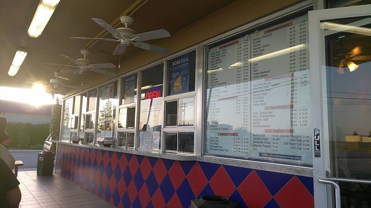 Menu at Generals Headquarters restaurant, Shafter