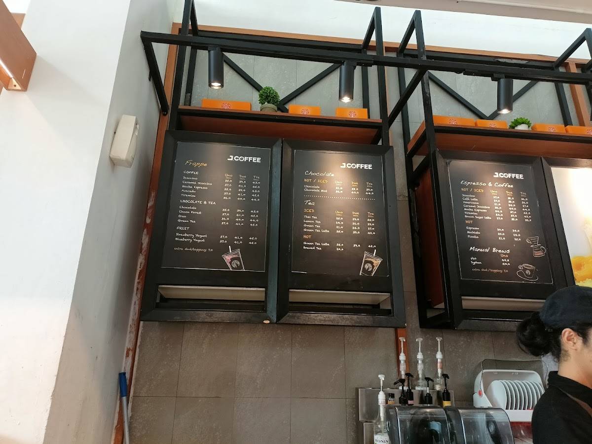Menu at J.CO Donuts & Coffee, Batam, 42CX+9GX