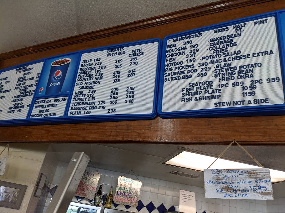 Menu at Shaw's Barbecue House, Williamston