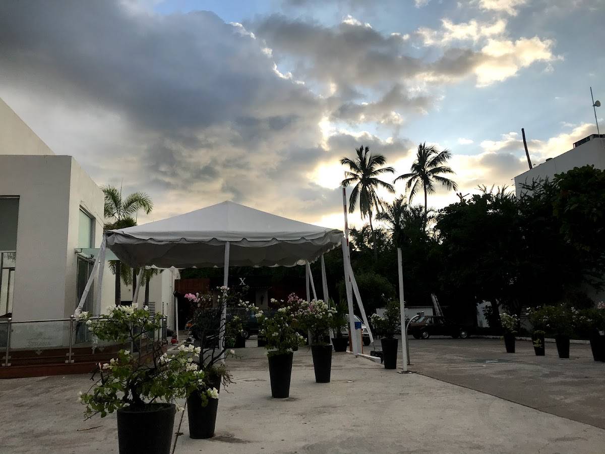 Carta del club Strana, Puerto Vallarta