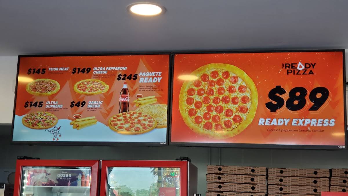 Menu at The Ready Pizza restaurant, Ciudad Obregón