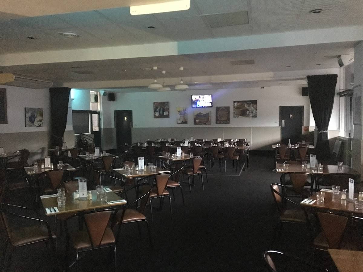 Menu at The Union Club Hotel Colac, Colac