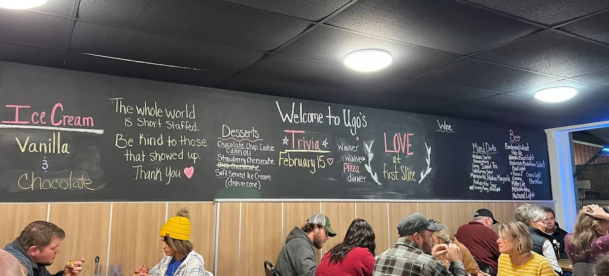 Menu at Ugo's Pizzaland pizzeria, Bevier