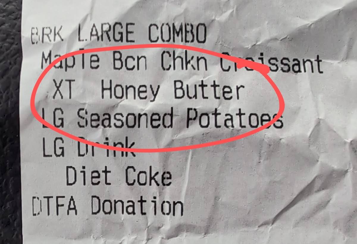 Menu at Wendy's fast food, Oak Creek, S Howell Ave