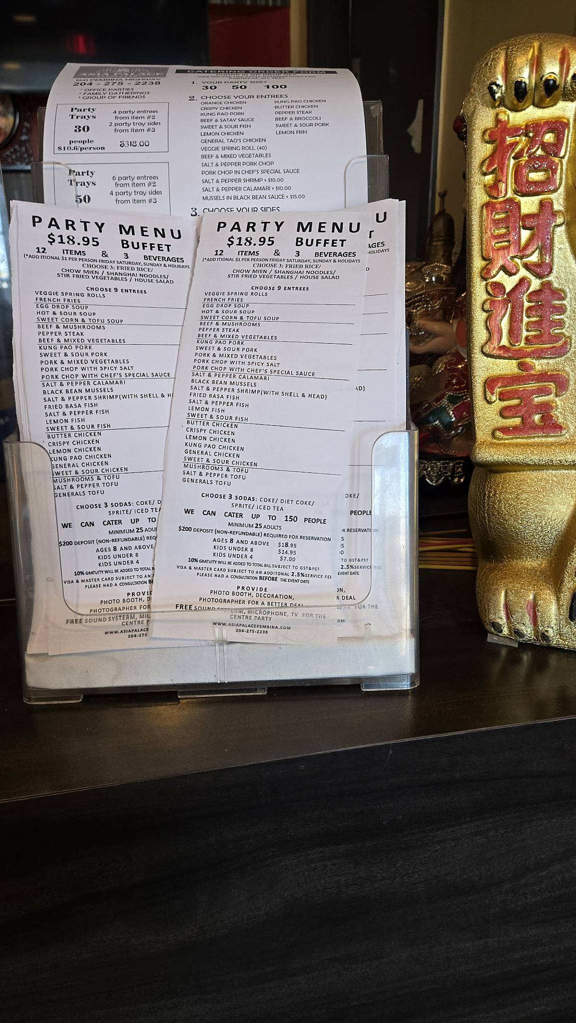 Menu au Asia Palace restaurant, Winnipeg, Pembina Hwy