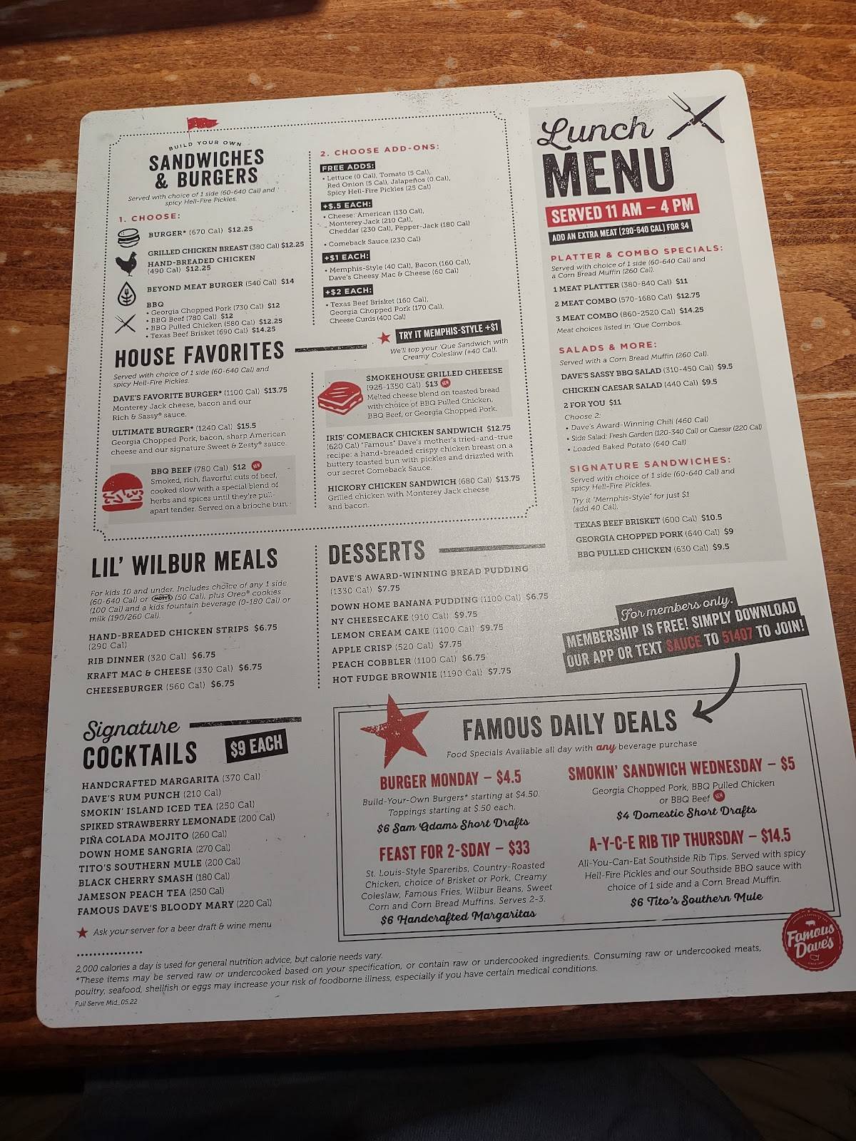 Menu at Famous Dave's Bar-B-Que, Indianapolis, US 31 S