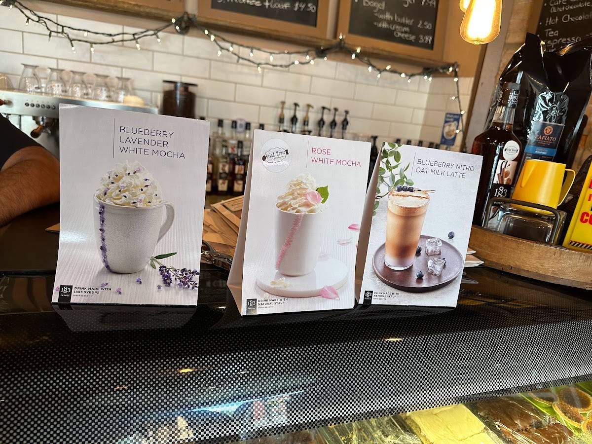 Menu at Grind House Café and Eatery, Cambridge, 2 Queen St E #101