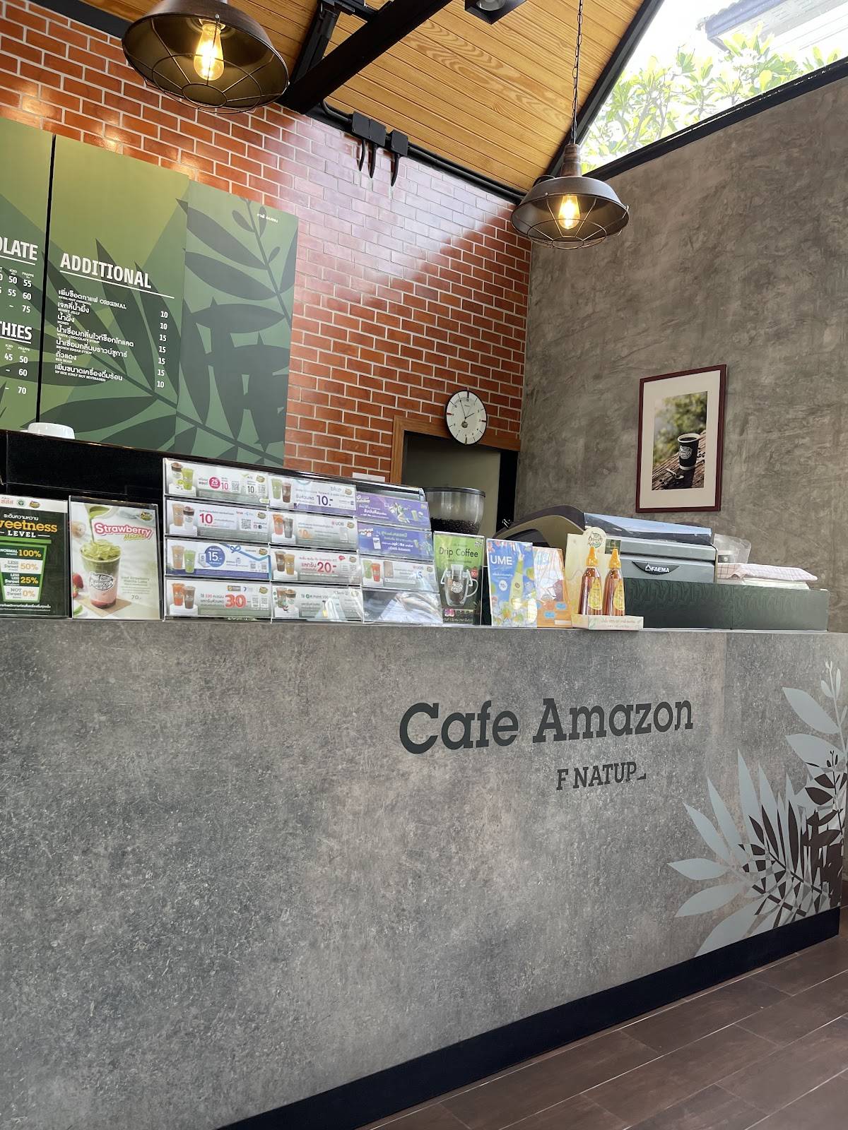 Carta de Café Amazon, Hua Hin, 88 หมู่ที่ 2 ถนนเพชรเกษม ต.เกาะหลัก อ.เมือง